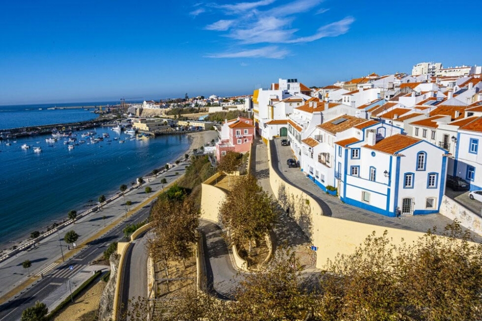 Sines com orçamento de 49,9 milhões de euros para este ano | Rádio Voz ...