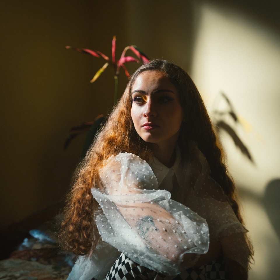 Dreia apresenta a sua primeira canção "Traz o que é meu" | Rádio Voz da ...